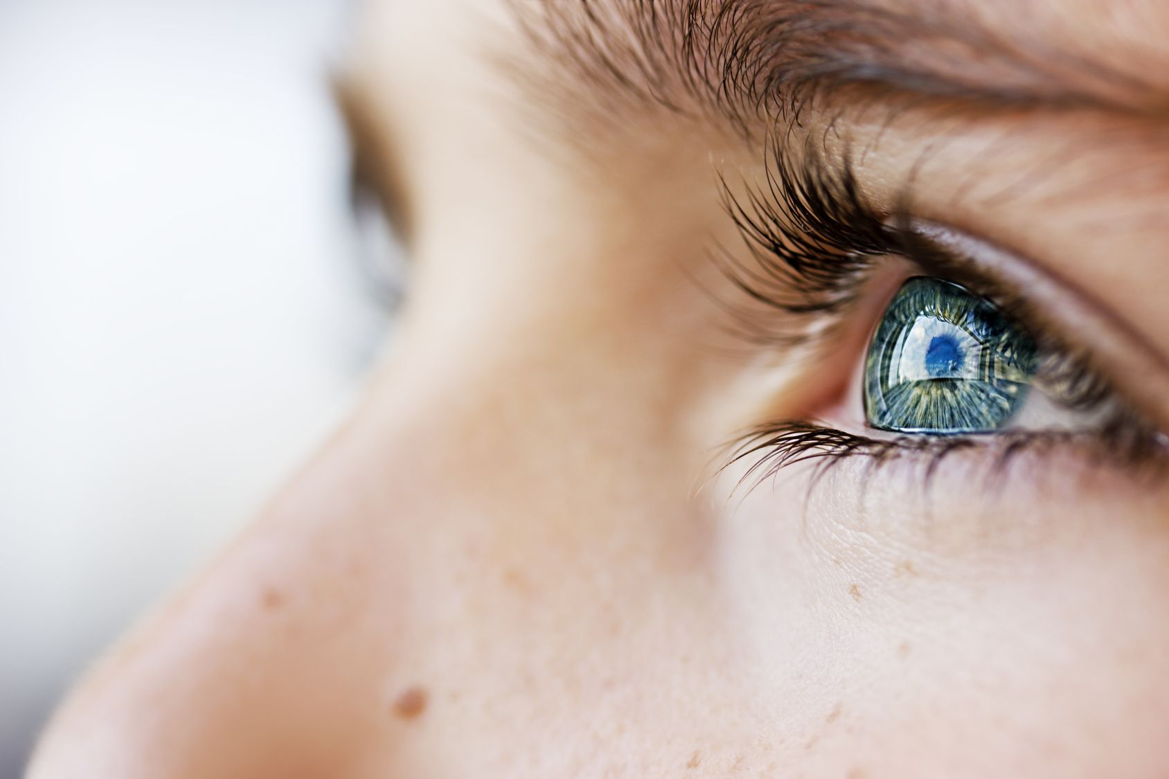 Improve Your Eyesight Naturally By Doing These 5 Things